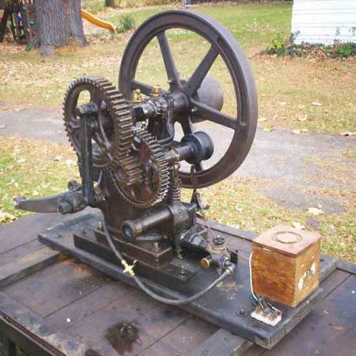 2 hp Temple Inverted Pumping Engine - Gas Engine Magazine